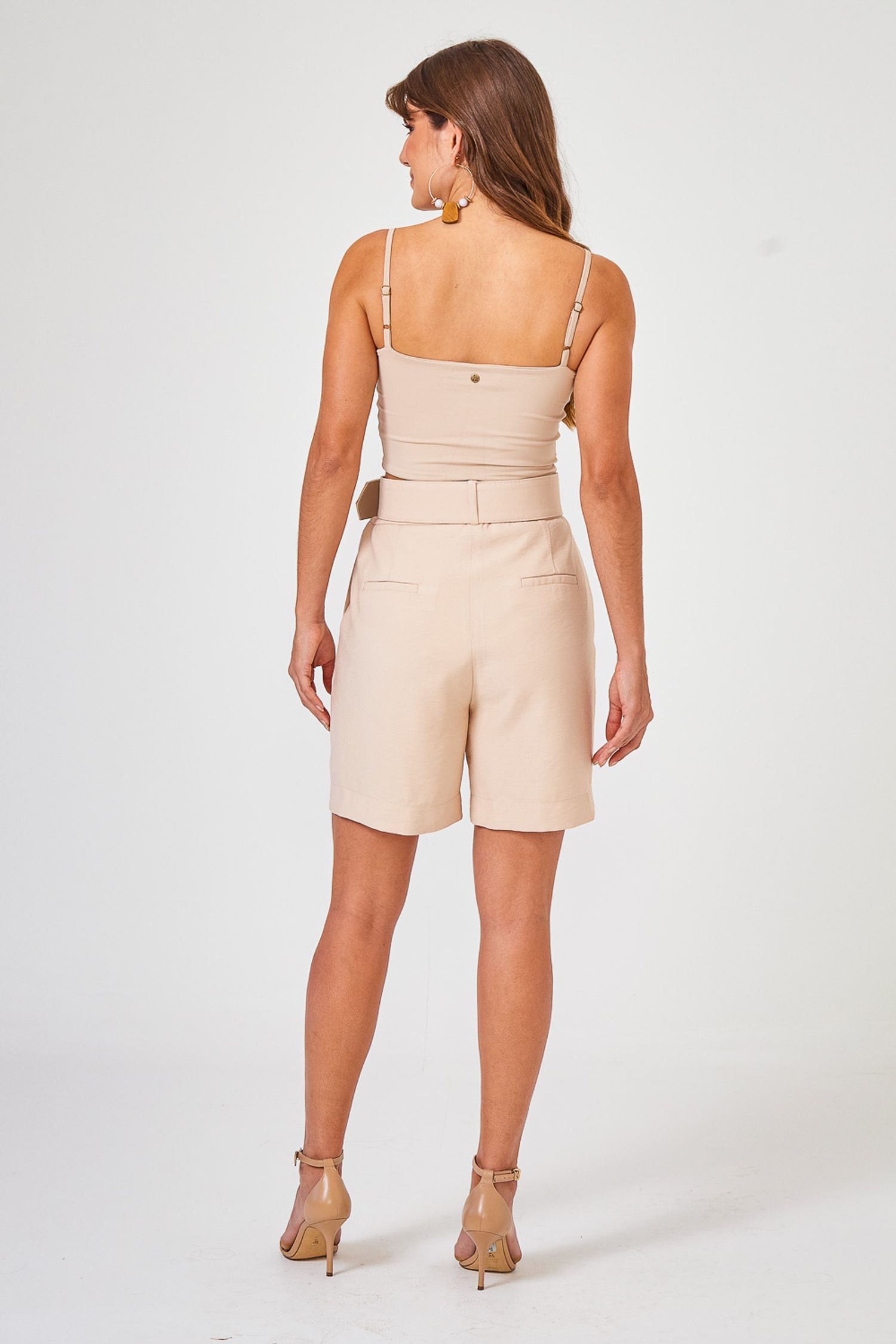 BERMUDA COM CINTO FORRADO - Maria Emília